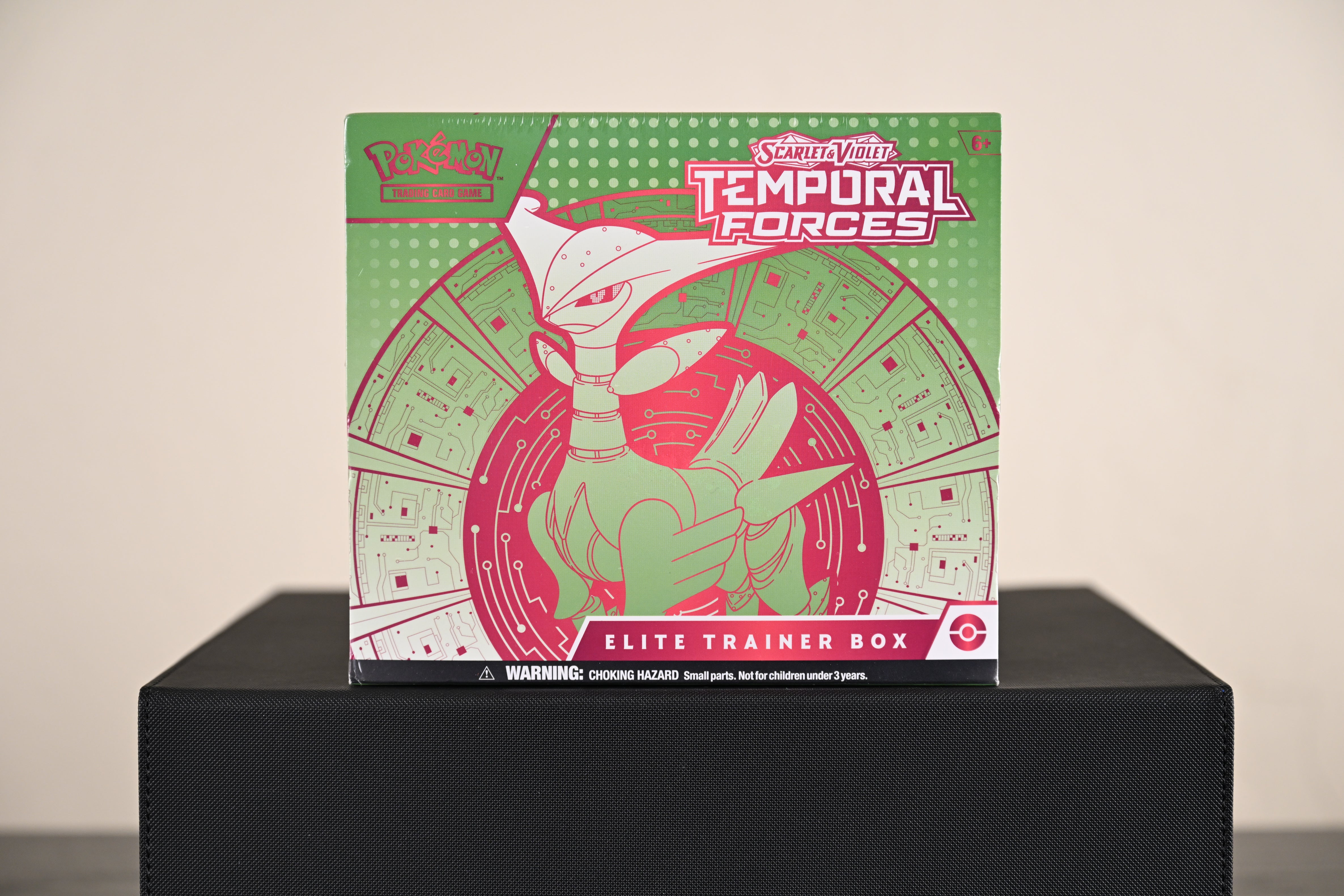 Temporal Forces Elite Trainer Box [Iron Leaves ex] - SV05: Temporal Fo ...