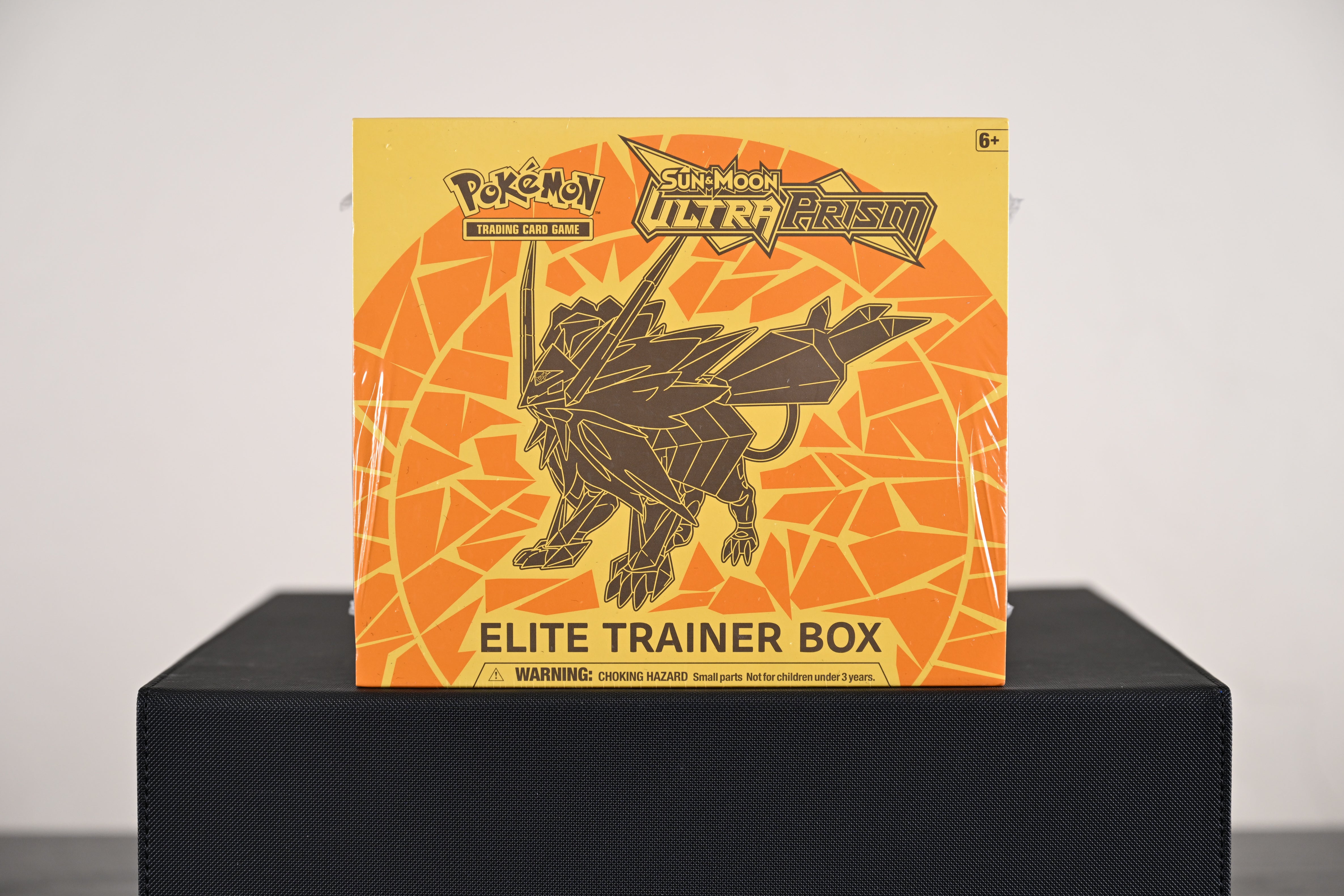 Ultra Prism Elite Trainer Box [Dusk Mane Necrozma] - SM - Ultra Prism ...